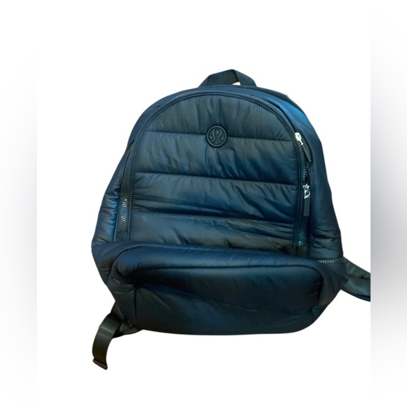 lululemon athletica | Bags | Nwt Lululemon Wunder Puff Backpack Black ...